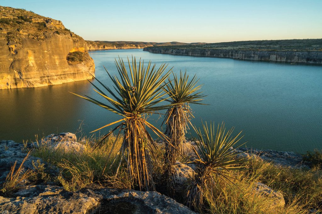 A New Hiking Guidebook Scours Texas for the State's Best Hikes