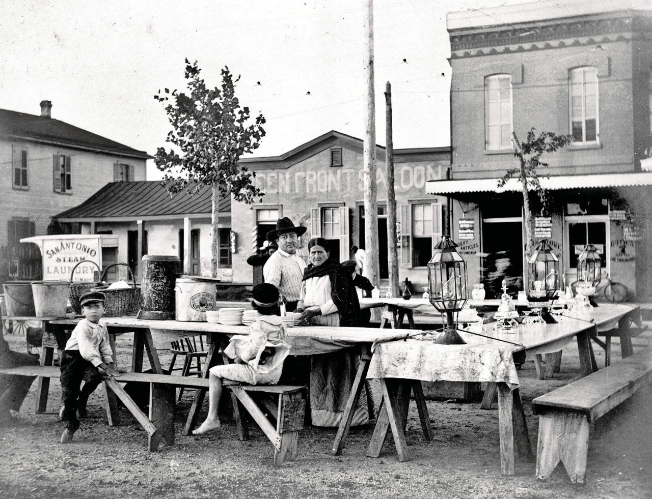 A Chili Queen Holds Court in 1904 San Antonio
