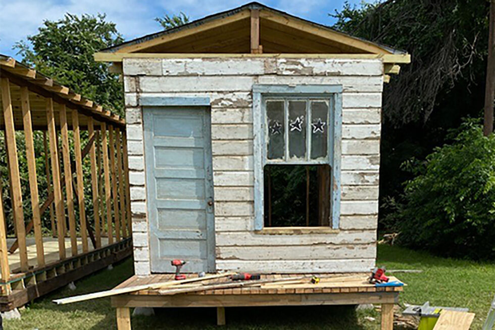 To Preserve a West Dallas Neighborhood's History, Artstillery Performs ...